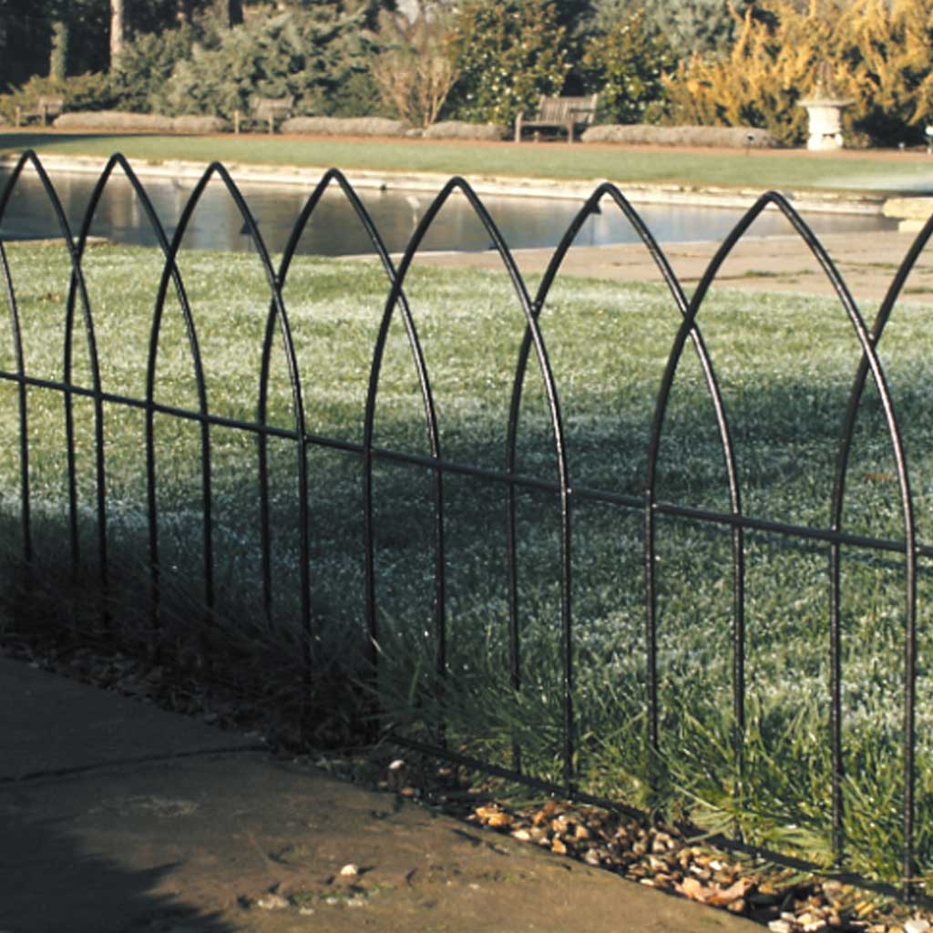 Gothic Lawn Border Edging | Border Edging | Agriframes USA